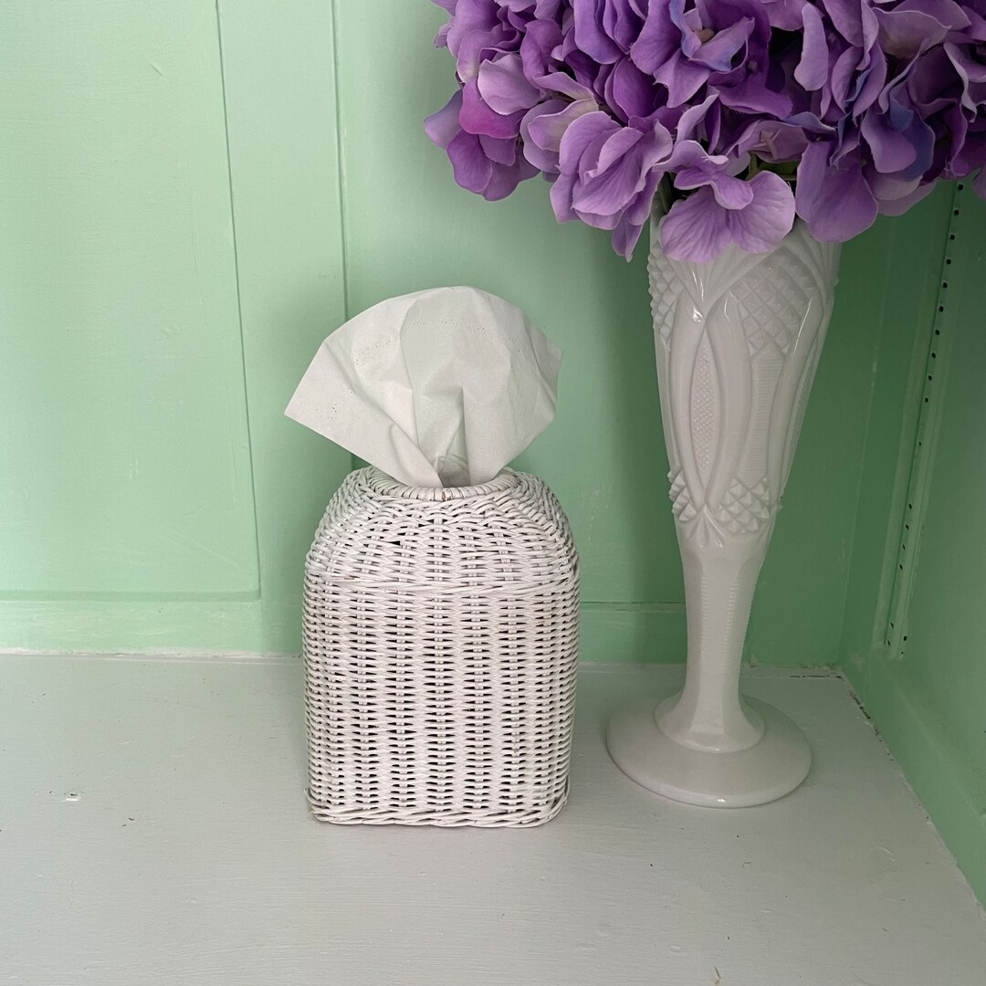 Vintage Wicker. Wicker Tissue Box Holder. White Wicker Tissue Box ...