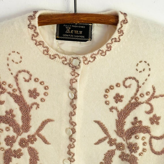 Vintage Hems Cream White Embroidered Floral Cardigan … - Gem