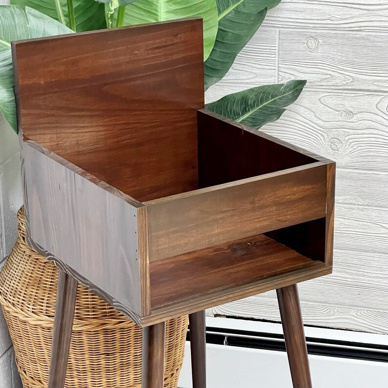 THE VINTEDGER™ Single Display Wood Record Album Storage Stand - Etsy