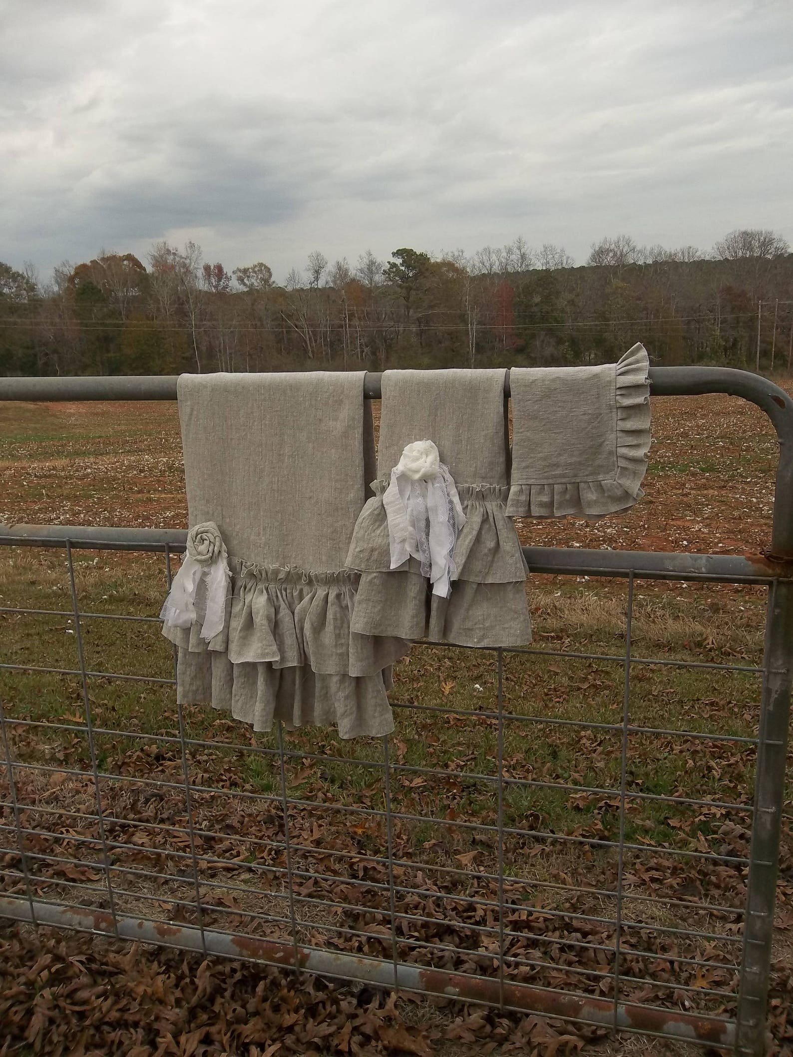 Ruffled Linen Bath Towels Shabby Cottage Style Linen Bath Set Double ...