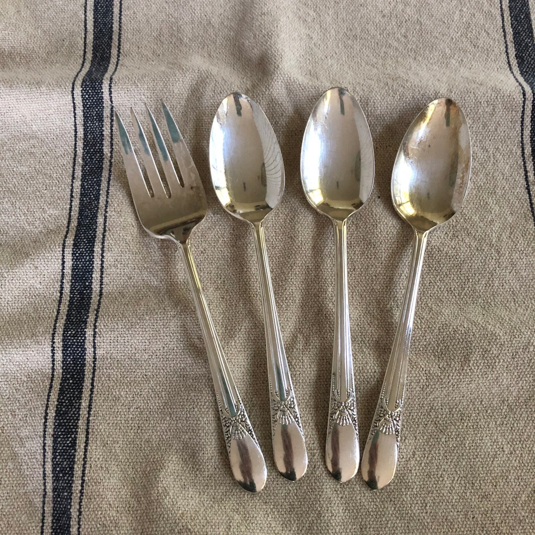 BELOVED Silver Plate Flatware Vintage Silverplate Serving Set Serving ...