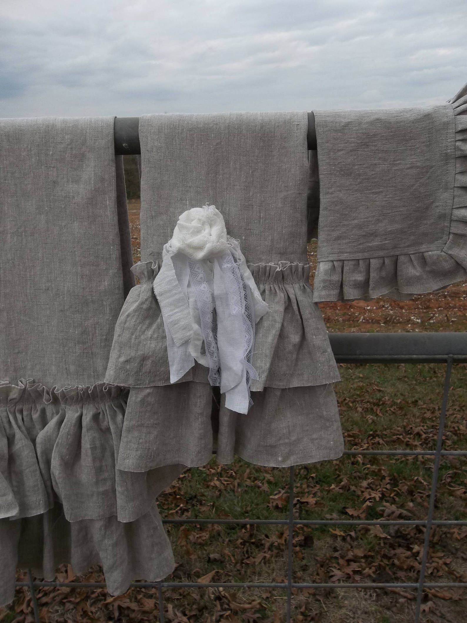 Ruffled Linen Bath Towels Shabby Cottage Style Linen Bath Set Double ...