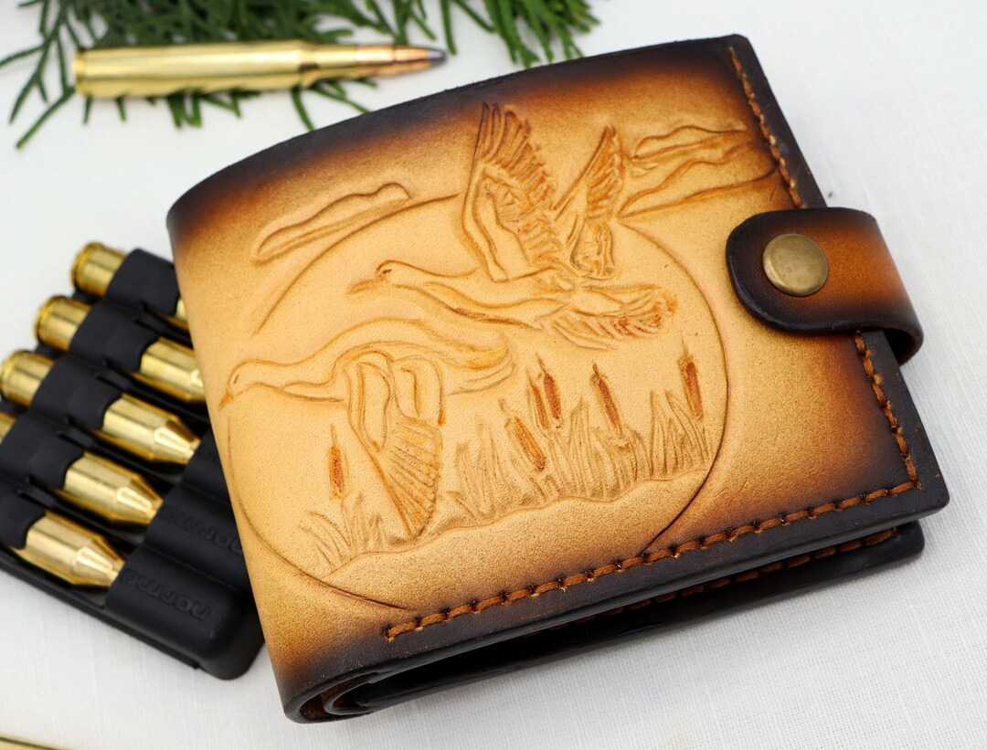 Rustic Leather Wallet With Duck Design - Handmade for Outdoor ...