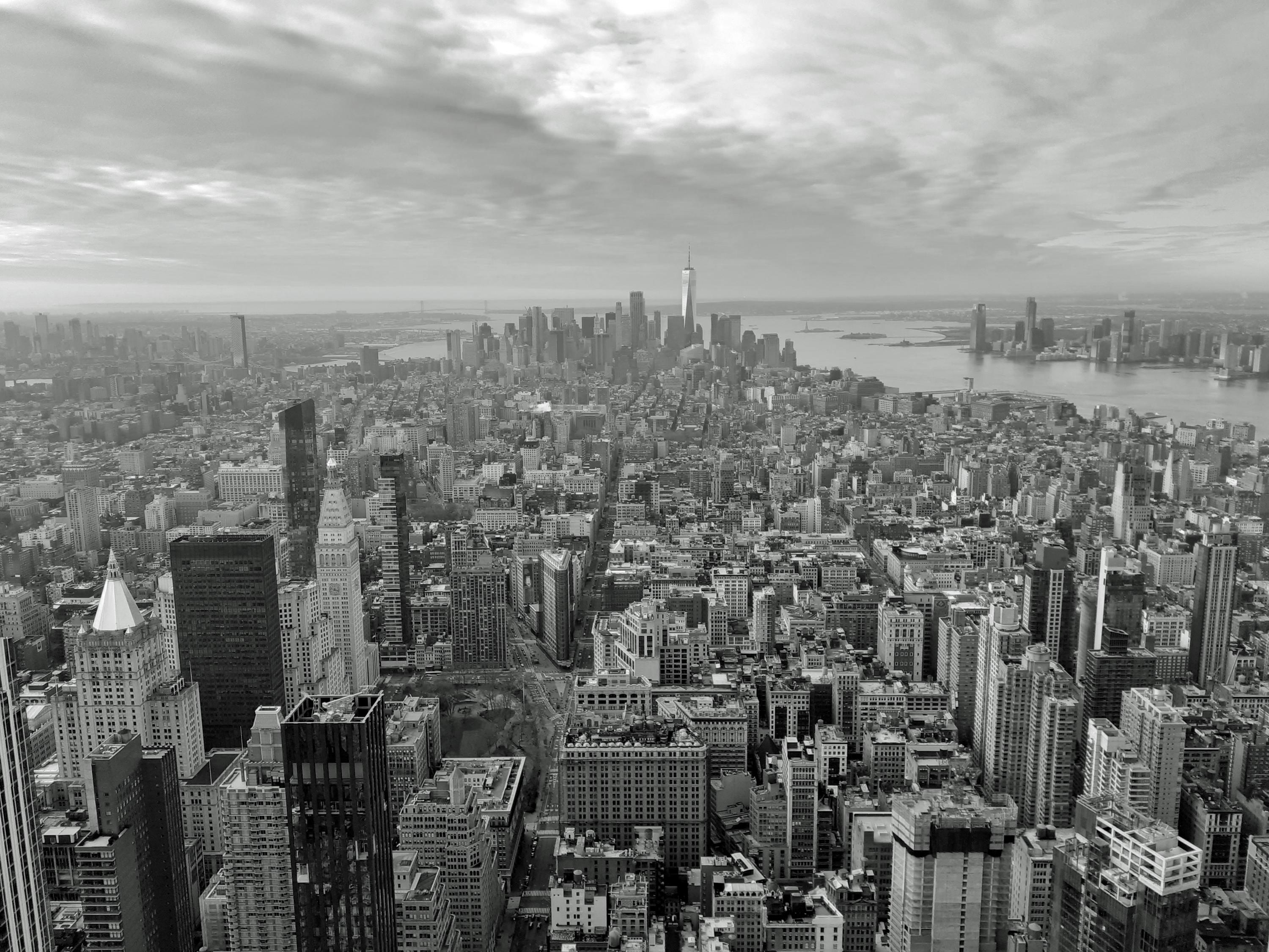 New York City and the Hudson River Manhattan the Bronx Brooklyn Images ...