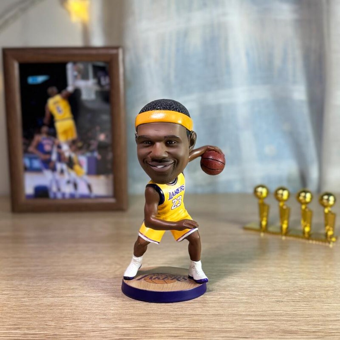 Lebron James Lakers NBA Bobblehead Christmas Gift • Iconic Shaking Head ...