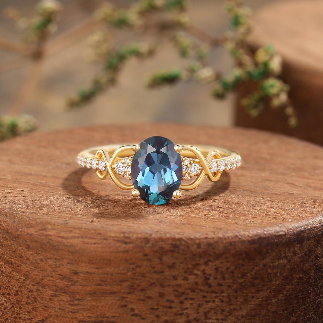 Oval Cut Lab Alexandrite Engagement Ring, Yellow Gold Wedding Ring ...