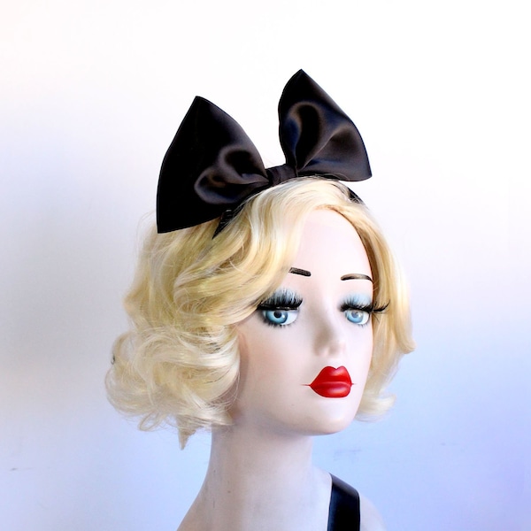 Giant Cosplay Bow - Etsy