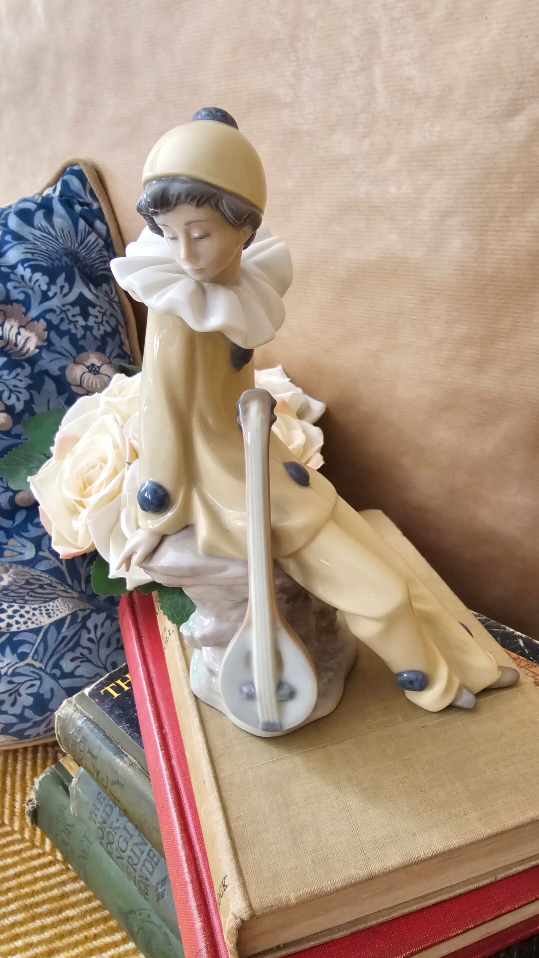 Vintage Nao by Lladró Clown With Mandolin Wandering Minstrel Jester ...