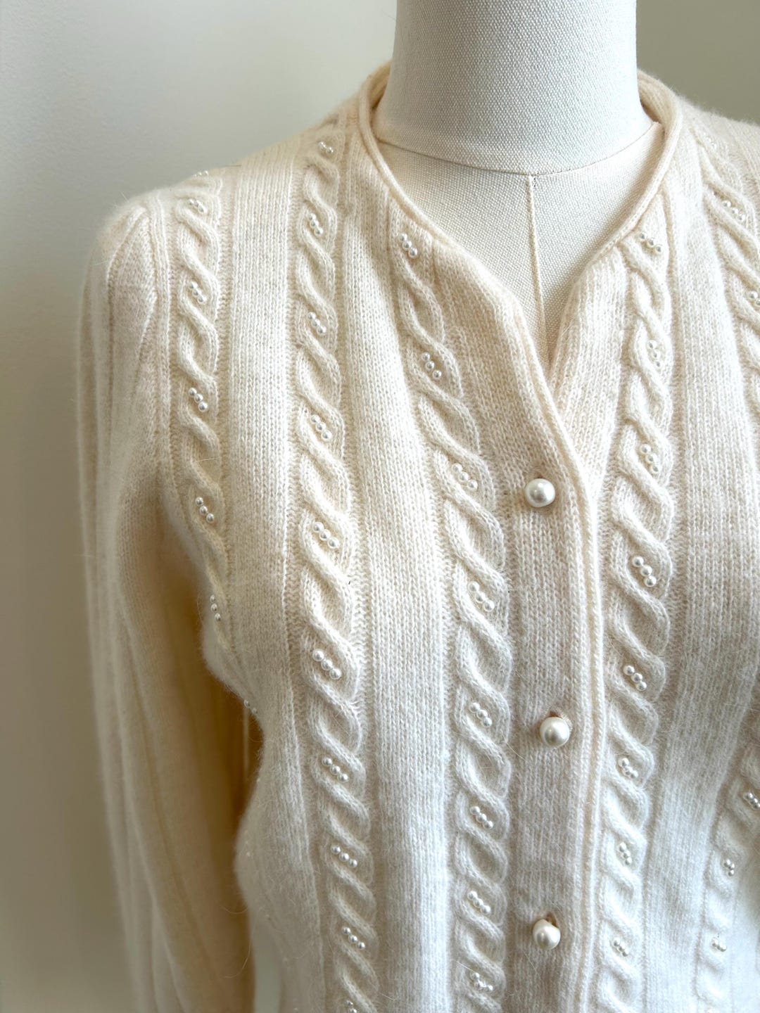 VINTAGE Pretty Pearl Cardigan Cream White Lambswool Angora Puff ...