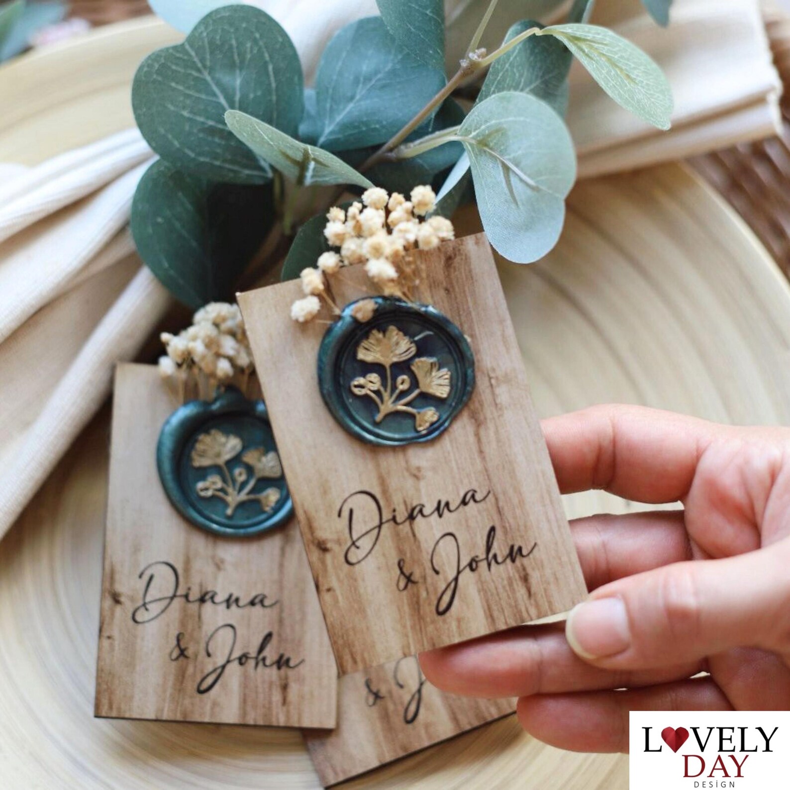 Personalized Wood Wedding Magnet Favors: Elegant Guest Gift - Etsy