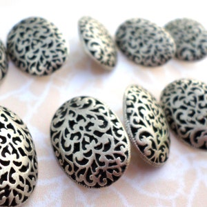 10 Vintage Oval Pewter Buttons Shank Buttons Scroll Floral Design - Etsy