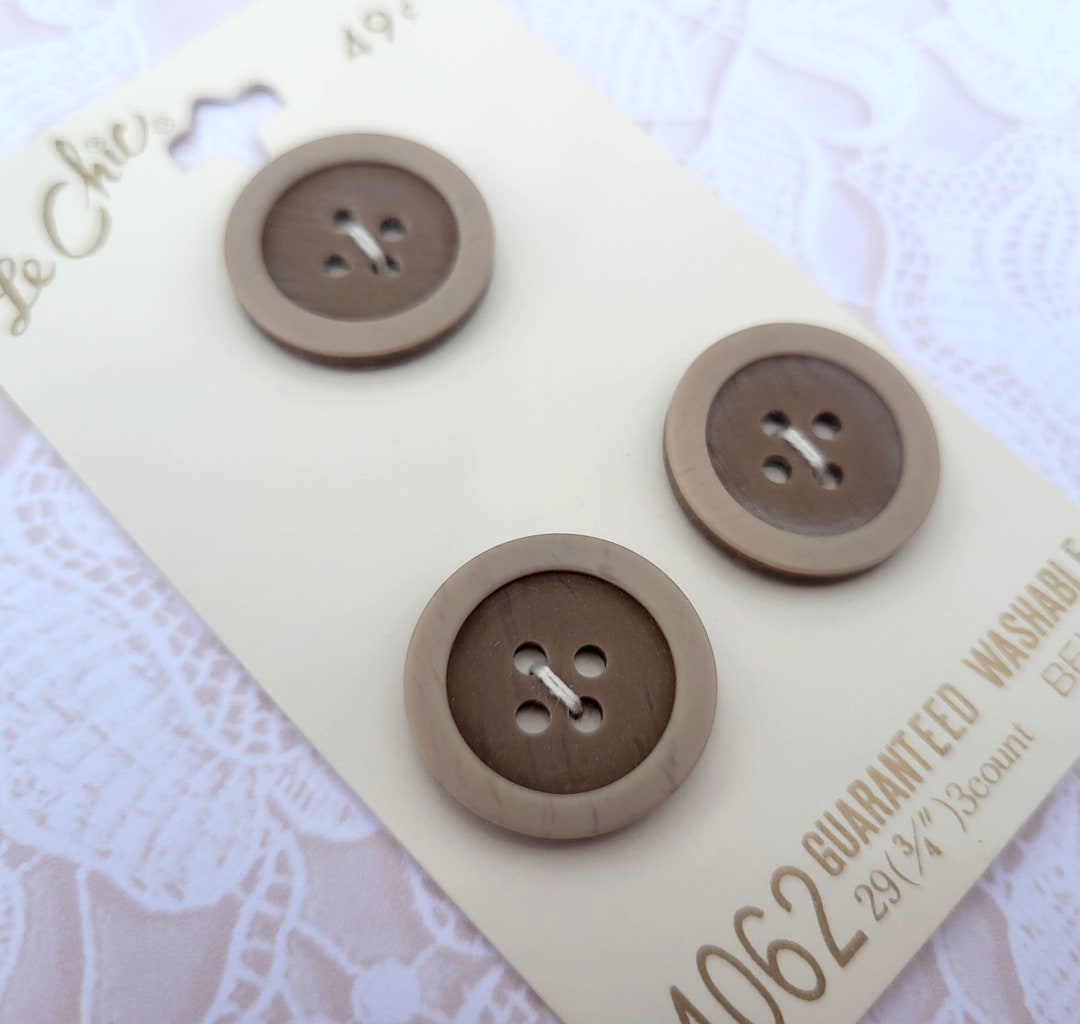 3 Beige Vintage Buttons 3/4 Inch 19mm 4 Hole Buttons Made in Japan - Etsy