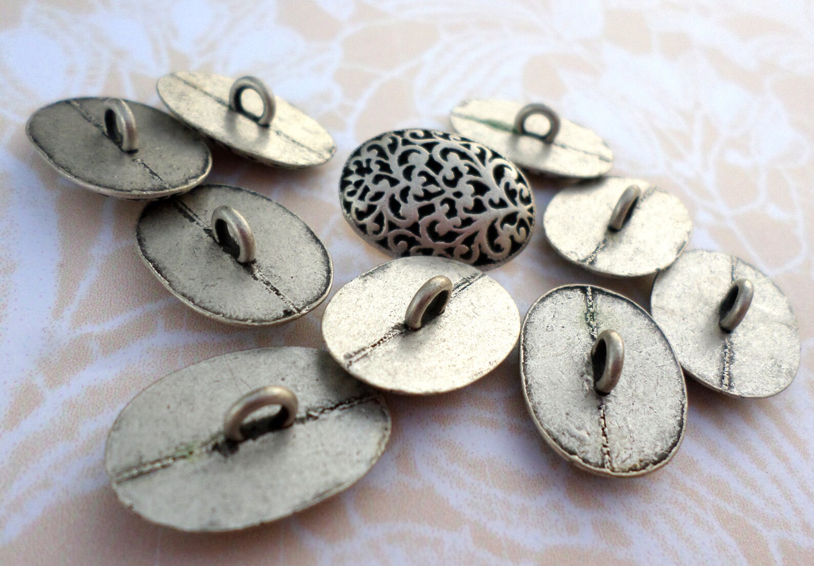 10 Vintage Oval Pewter Buttons Shank Buttons Scroll Floral - Etsy