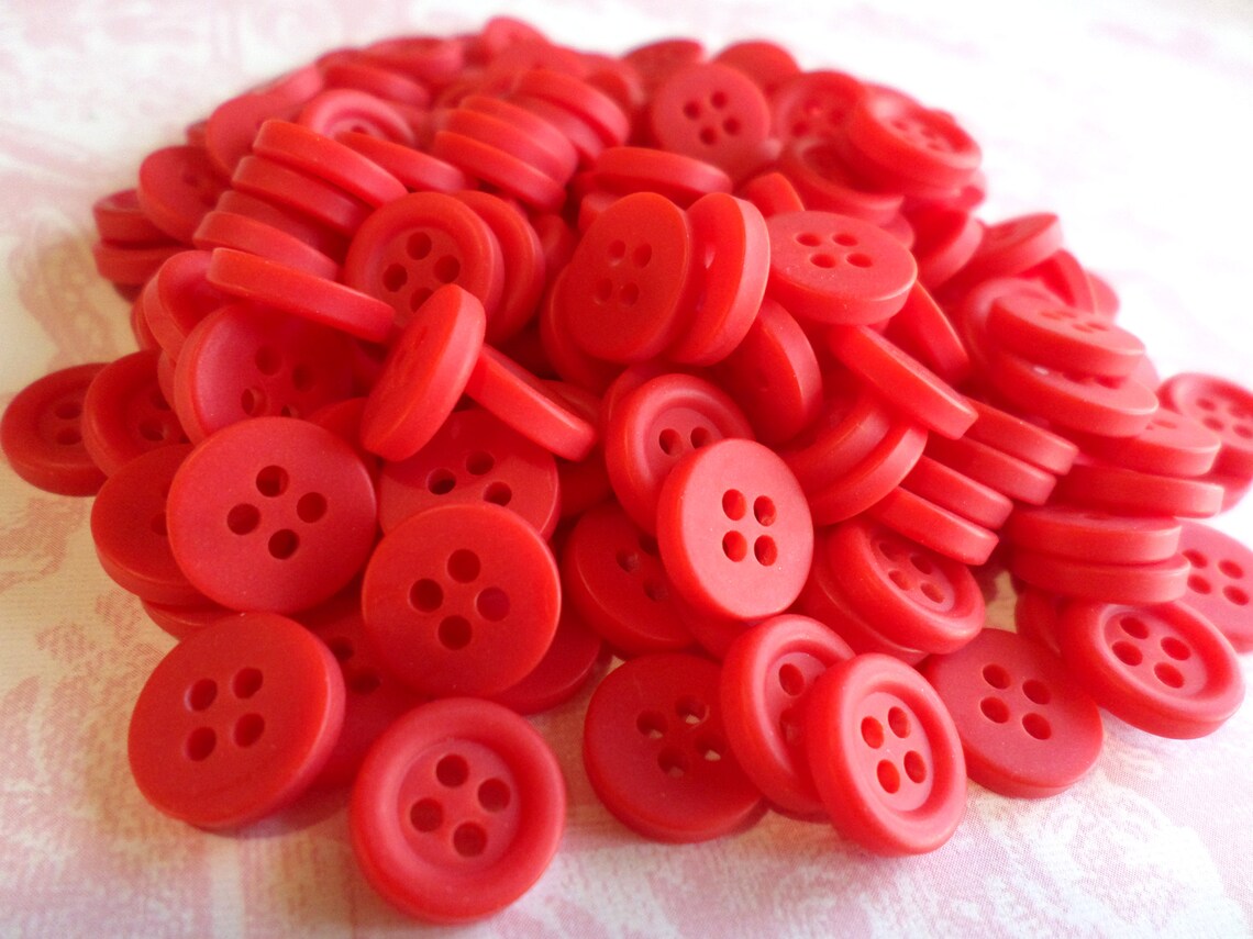 1/4 Cup of Red Vintage Buttons Sew Thru 3/8 Inch Buttons - Etsy