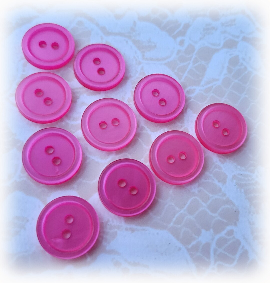 10 Hot PINK Buttons 9/16 Inch 2 Hole Sew Thru Buttons - Etsy
