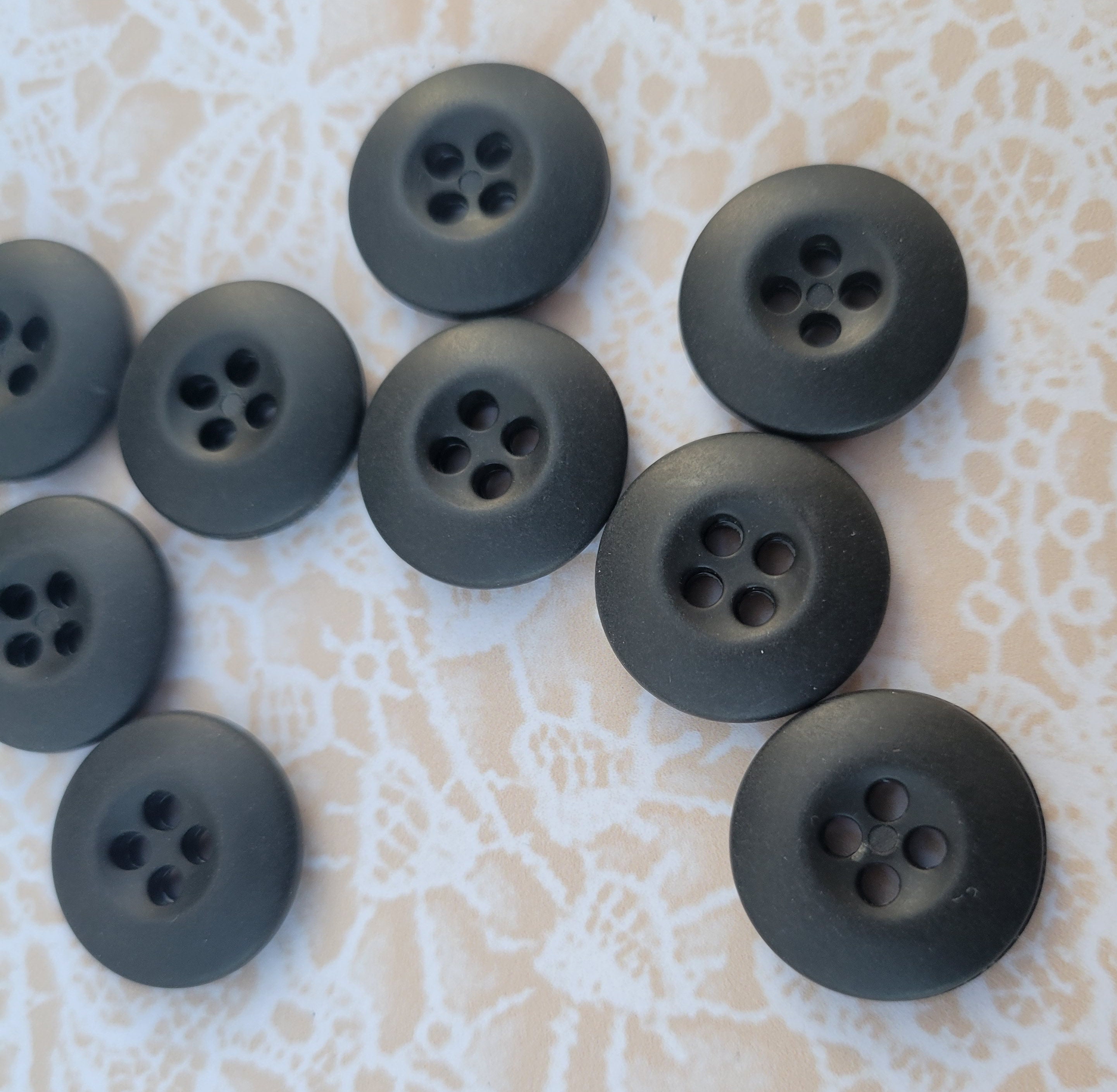 10 Black Vintage Buttons 4 Hole Buttons 3/4 Inch Sew Thru - Etsy