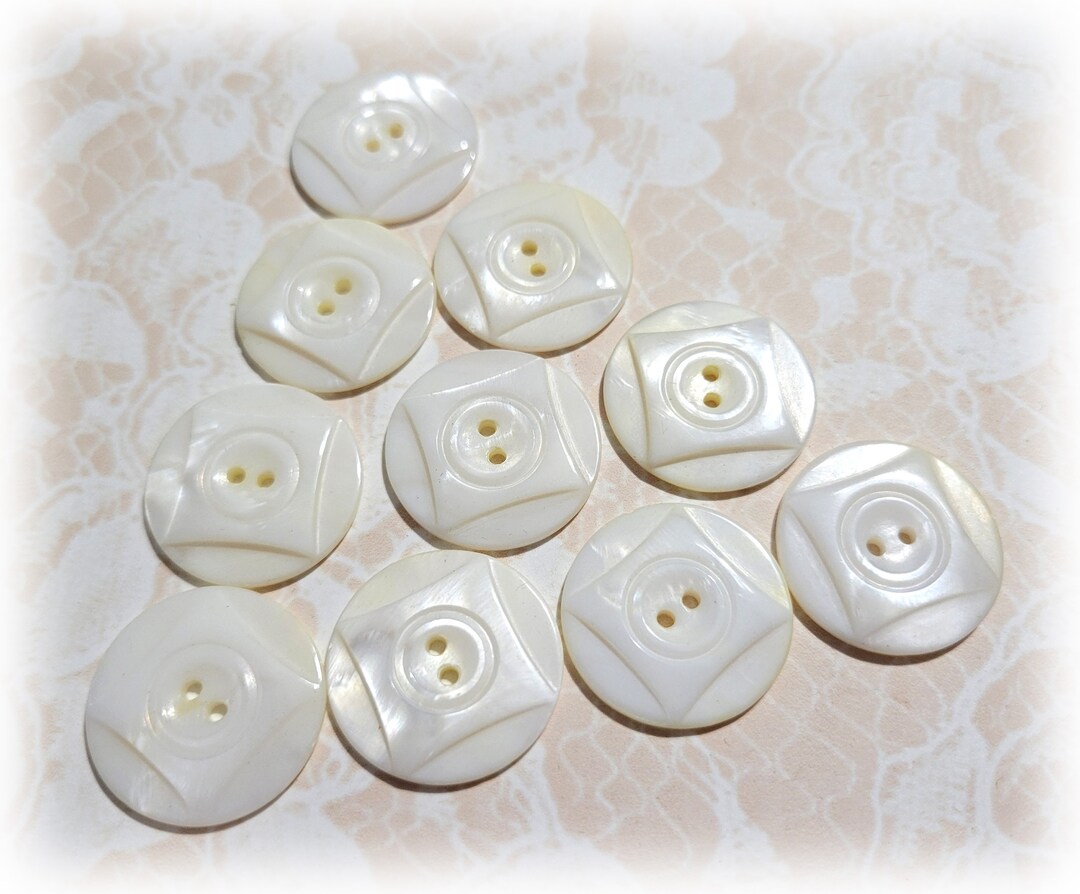 10 Unique Creamy White Pearl Buttons 7/8 Inch 2 Hole Sew Thru Vintage ...
