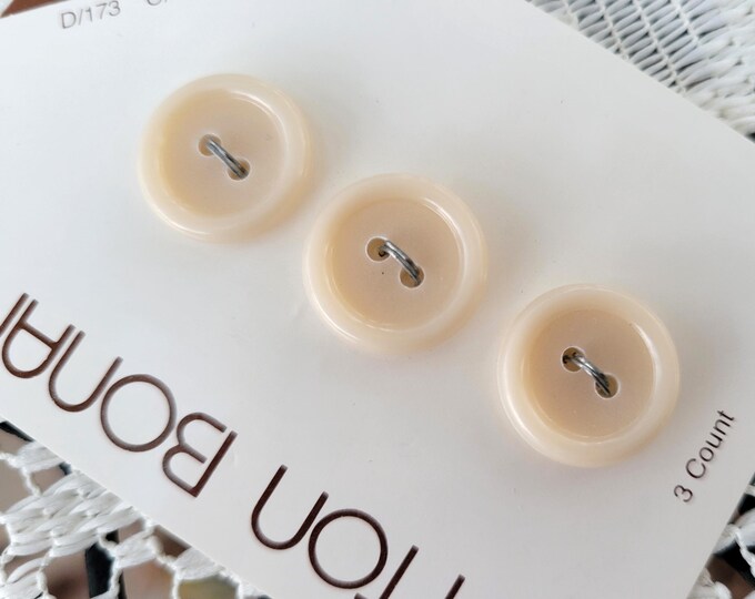 3 Beige or Tan Vintage Buttons 9/16 Inch 15mm Button Bonanza Card - Etsy
