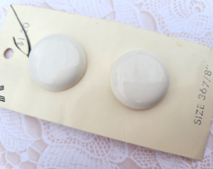 2 White Chunky Vintage Buttons 7/8 Inch 22mm - Etsy