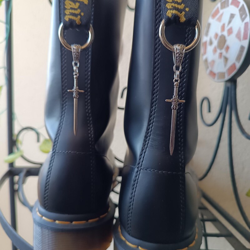 Dr Martens - Etsy