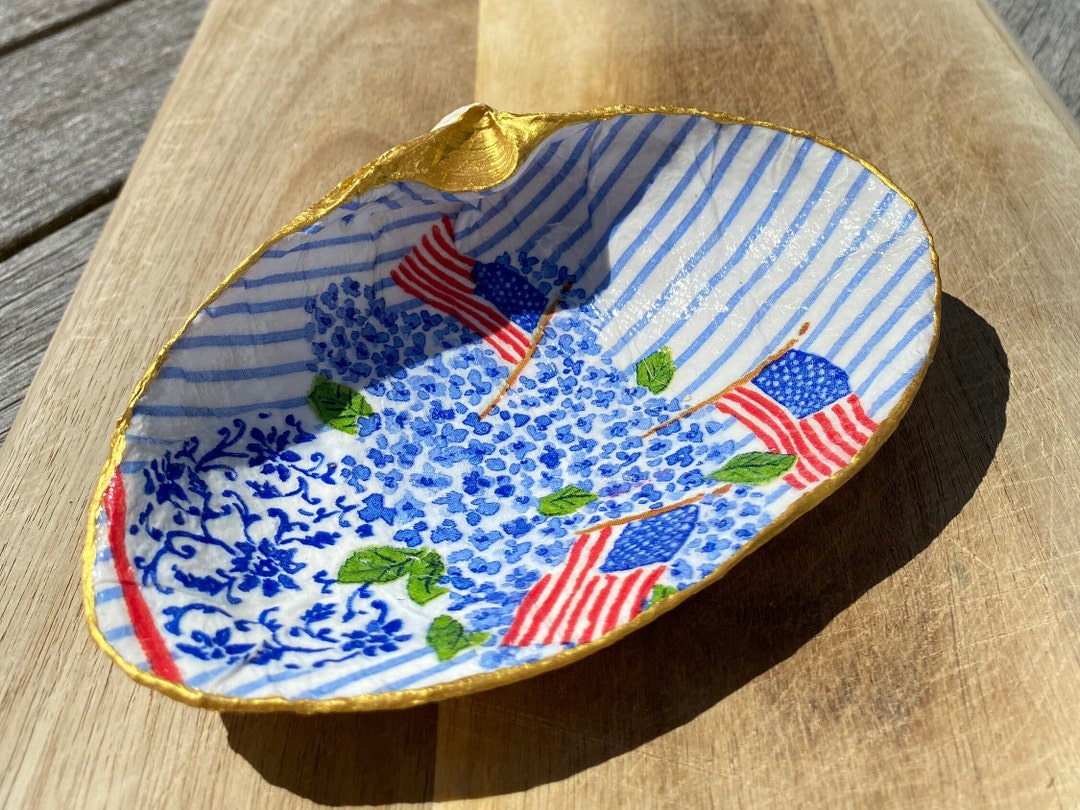 Festive Hydrangeas Decoupage Sea Clam Shell, Ring Dish, Jewelry Dish ...