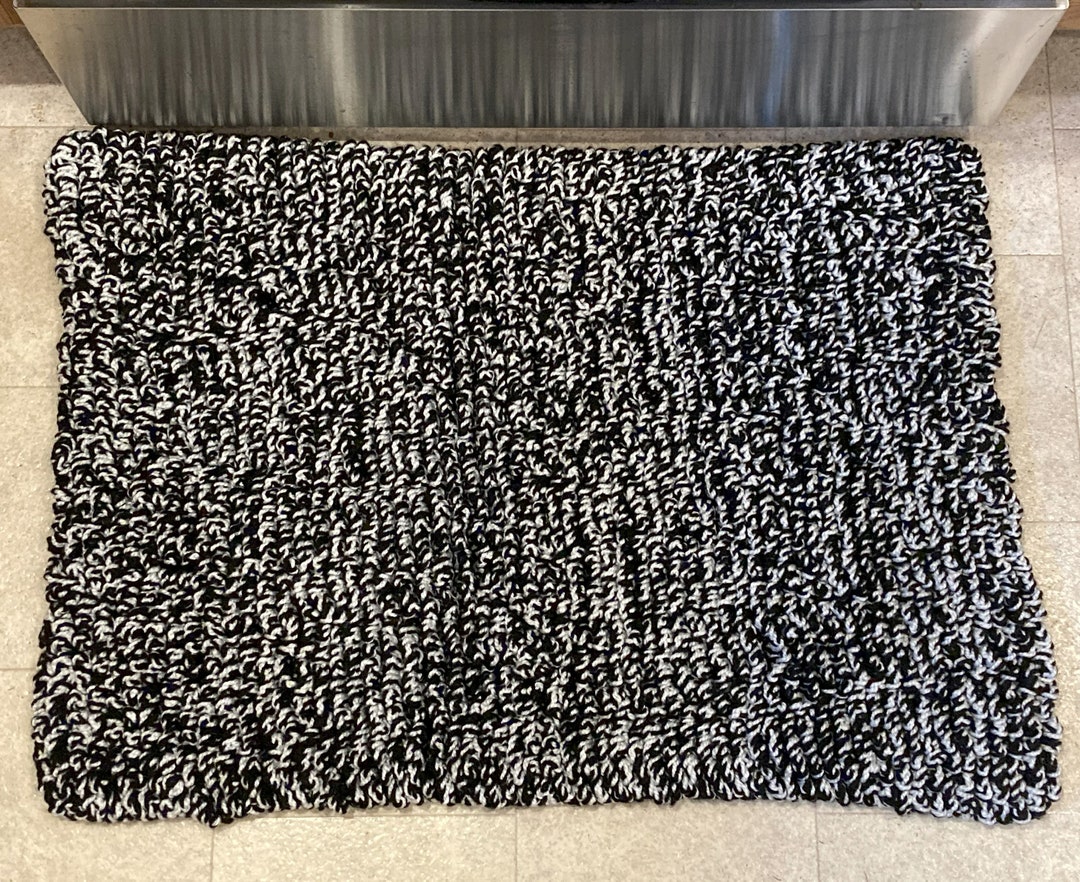 Black and White Shag Throw Rug Washable Loop Rag Rug 30" X 22" Durable ...