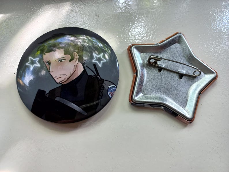 Resident Evil Jill Valentine & Chris Redfield Pins / Badges / Buttons - Etsy
