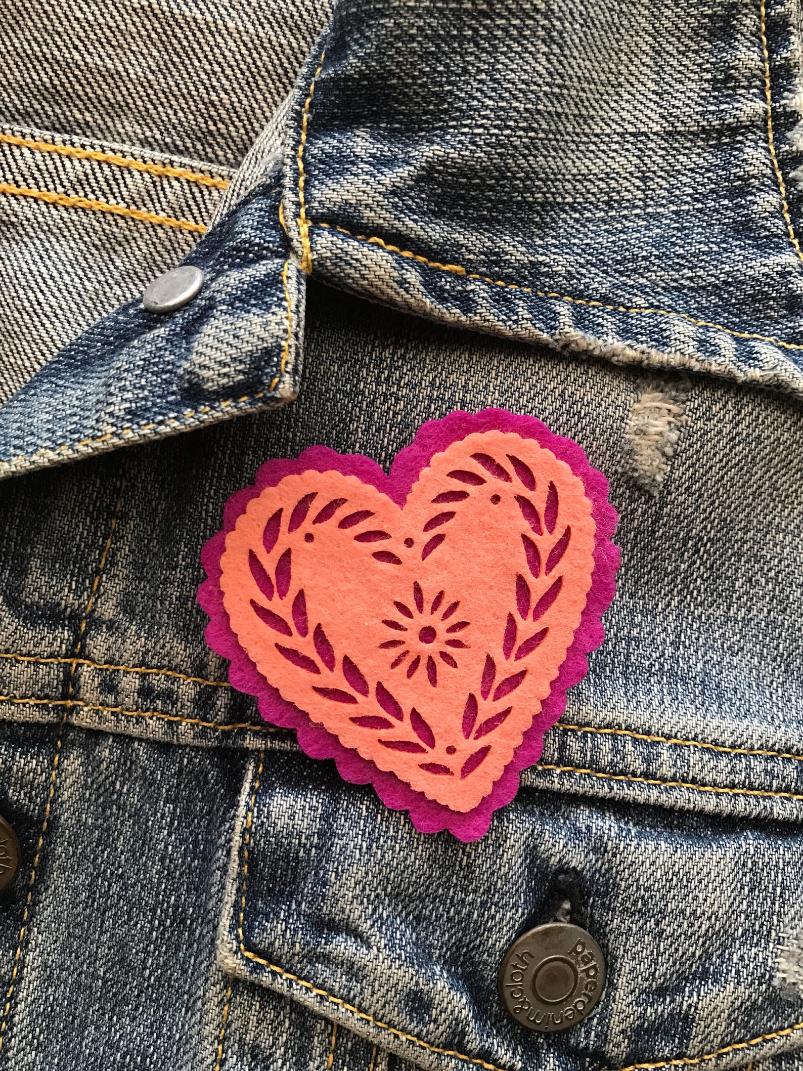 Heart Corazon Felt Pin Ready to Ship - Etsy
