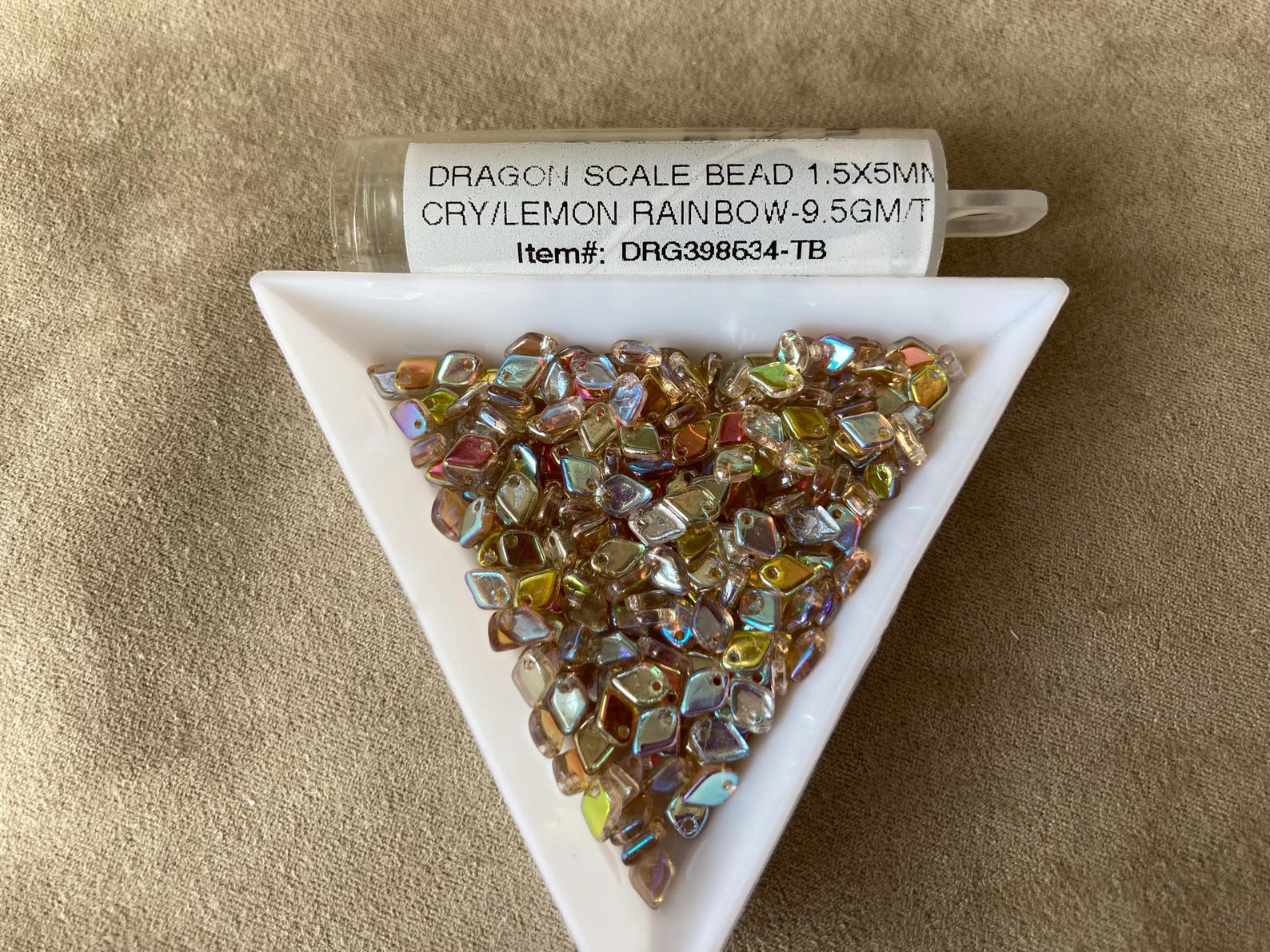 Czech Dragon Scale Bead, 5x3.75x1.5mm, 9.5gram Tube, 14 Colors! - Etsy