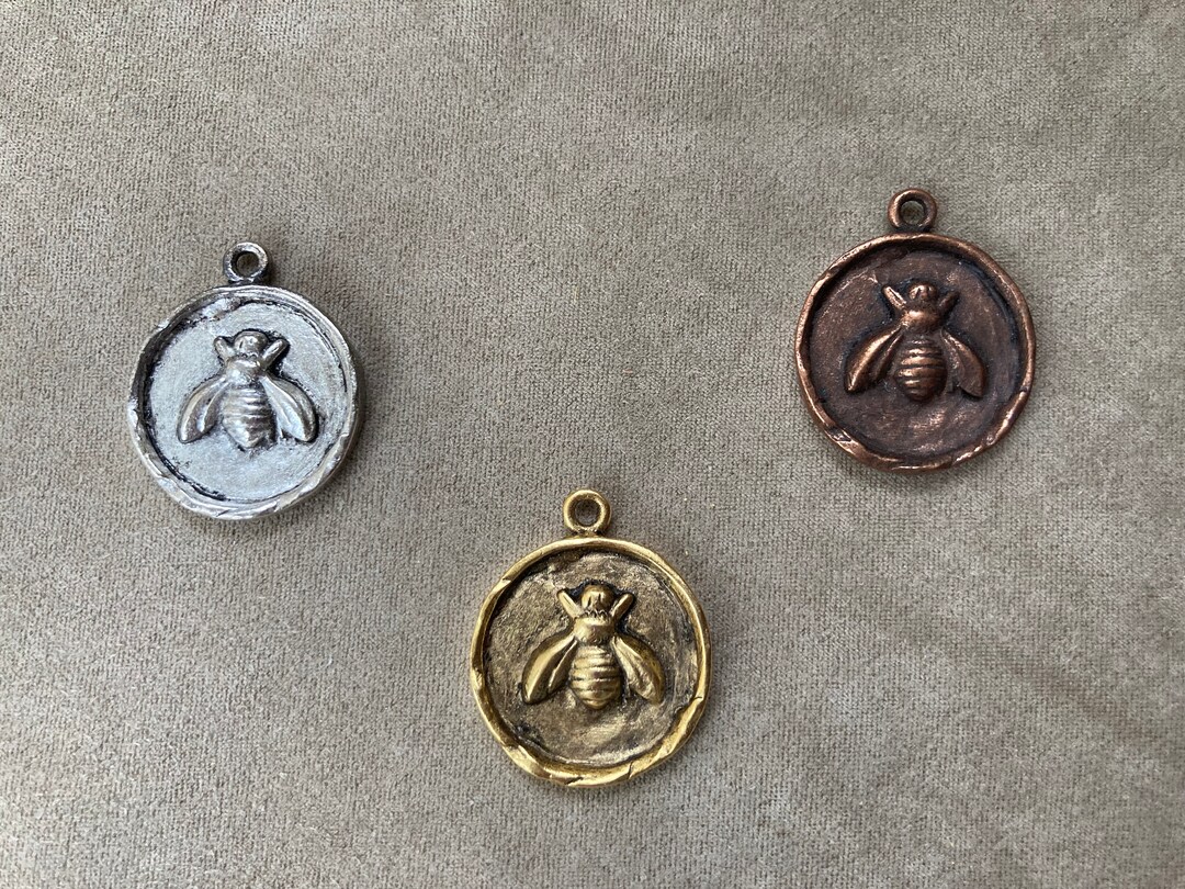 Bee Charm / Pendant, 3 Finishes, Nunn Design, Sold by the Piece - Etsy