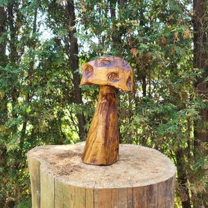 Ghoul Mushroom| Chainsaw Carved | Wood Carving - Etsy