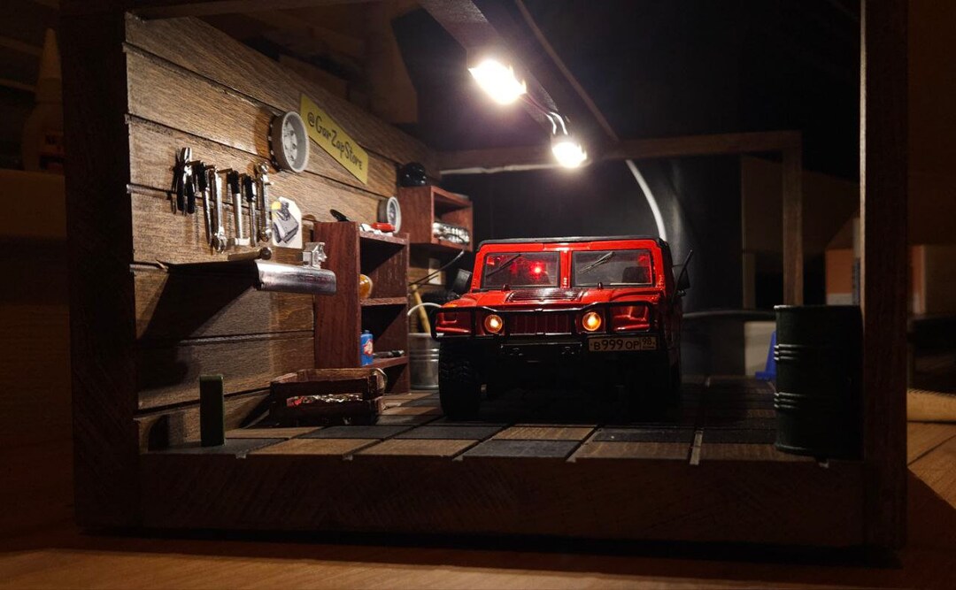 Model Car in Garage Toy Hummer H1 - Etsy