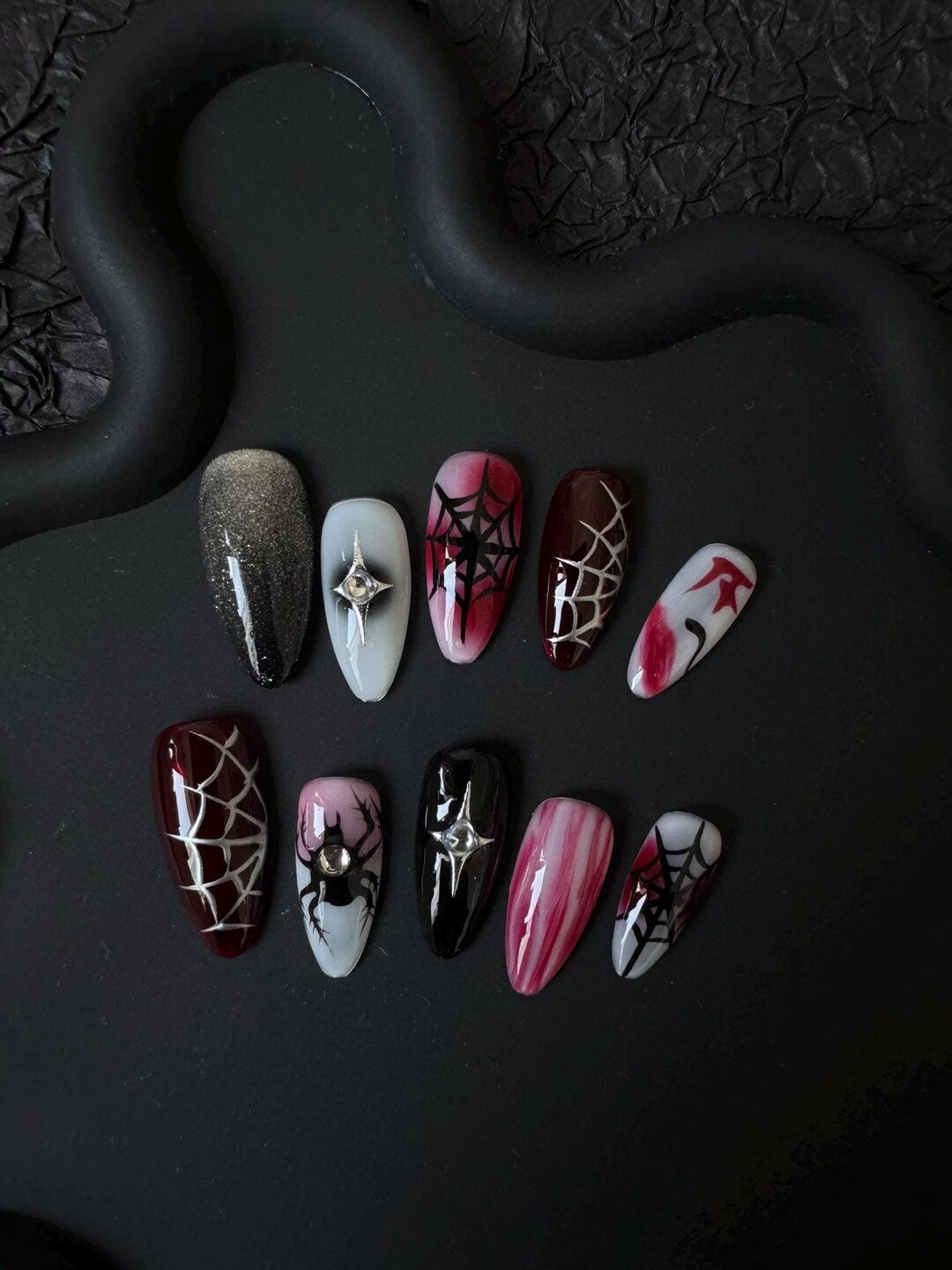 Bloody Maze Press on Nails Custom Acrylic Nails Handmade Cute Halloween ...