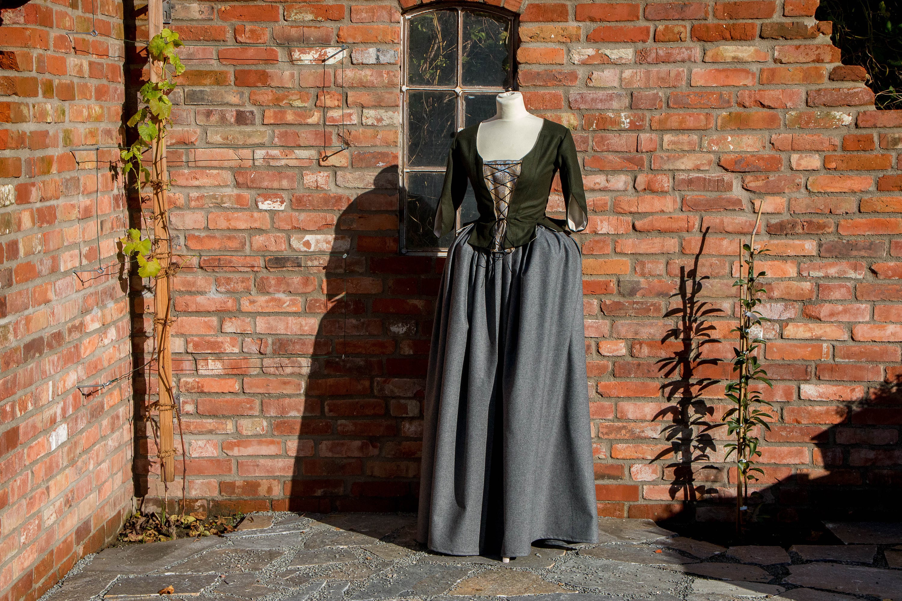 Claire Fraser Jacket Cosplay Costume, 18th Century Colonial Women ...