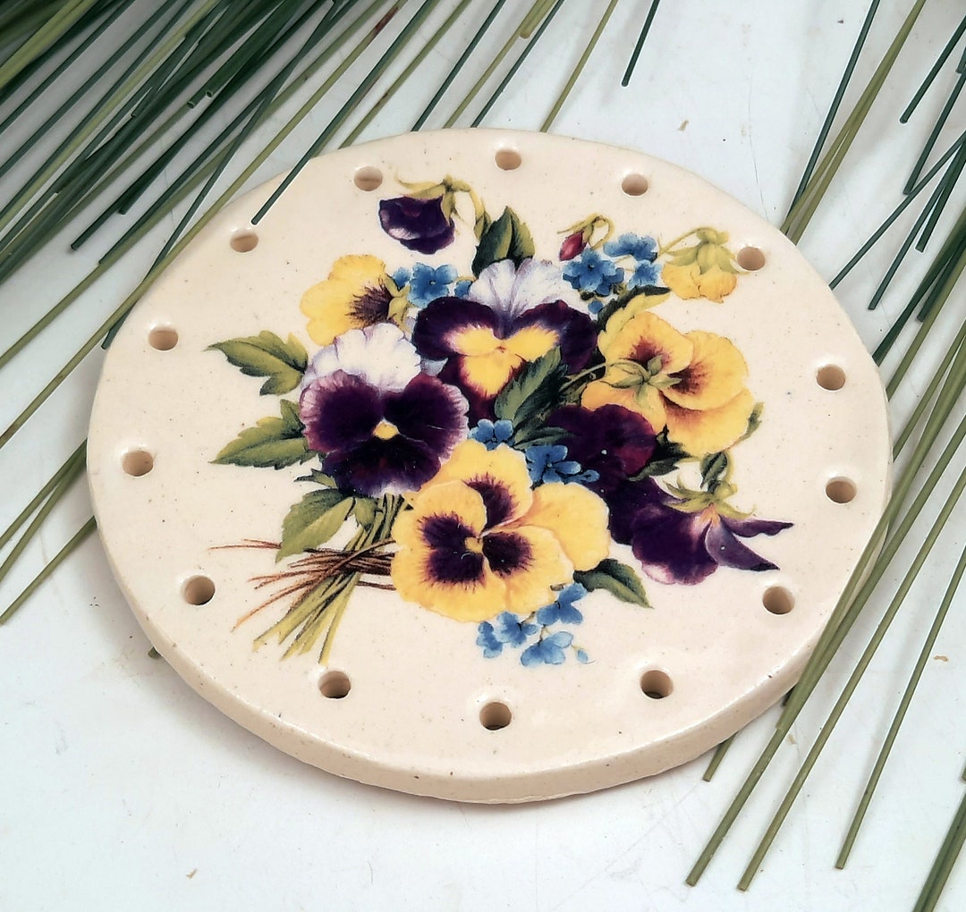 PANSIES GROUP Clay Pine Needle Oval Basket Base 3 1/4