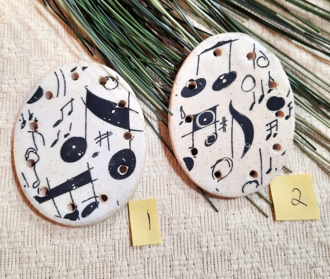 MUSICAL NOTES ON Clay Pine Needle Oval Basket Base 2 1/2" X 2" - Etsy