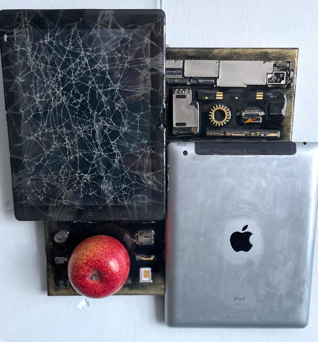 Deconstructed Apple Tablet Wall Art With Shattered Screen and ...
