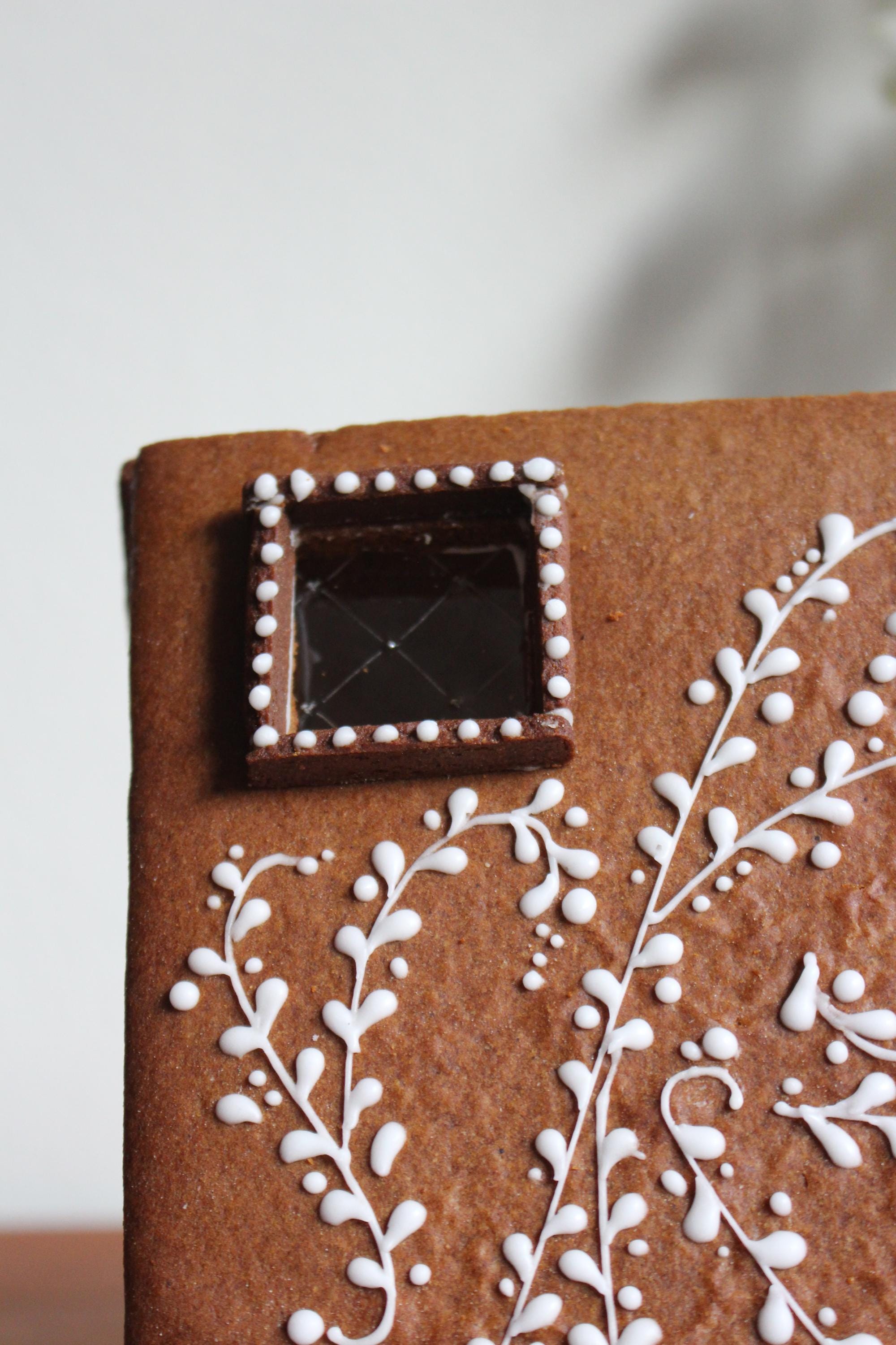 MCM Cabin (A4) | Gingerbread House Template - Etsy