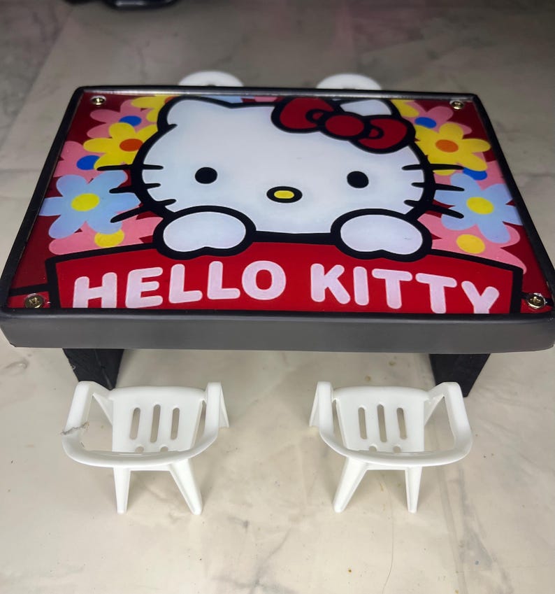 Mini 3mm Acrylic Top Hello Kitty Table & Chairs. Perfect for Dolls ...