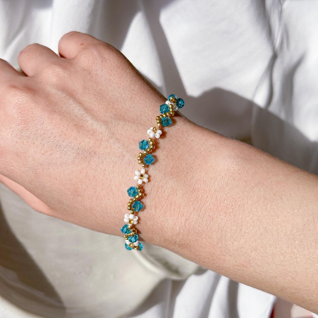 Flower Bead Bracelet, Daisy Bracelet, Blue Floral Bracelet, Bead Daisy ...