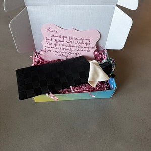 Custom Game Day 'fork em Horns' Heart Shape Rhinestone Sunglasses ...