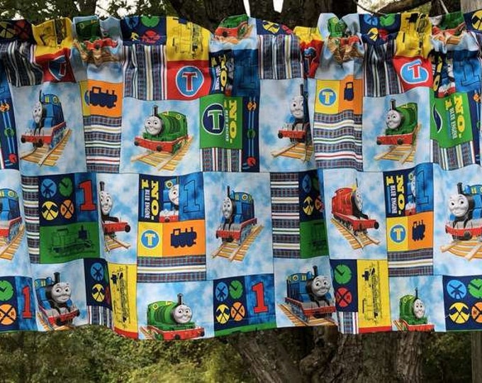 Thomas the Train Quilt - Etsy Canada