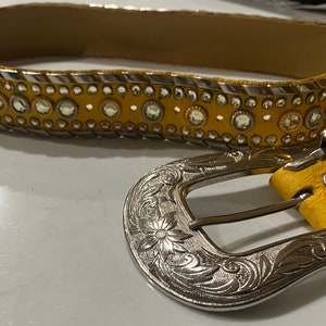 Vintage Kippy's Stylish, Sparkling Big Silver Buckle Yellow Leather ...