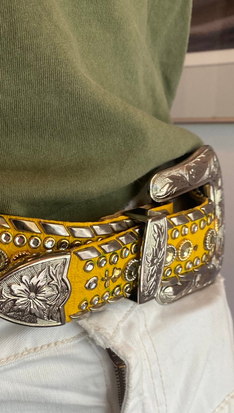 Vintage Kippy's Stylish, Sparkling Big Silver Buckle Yellow Leather ...