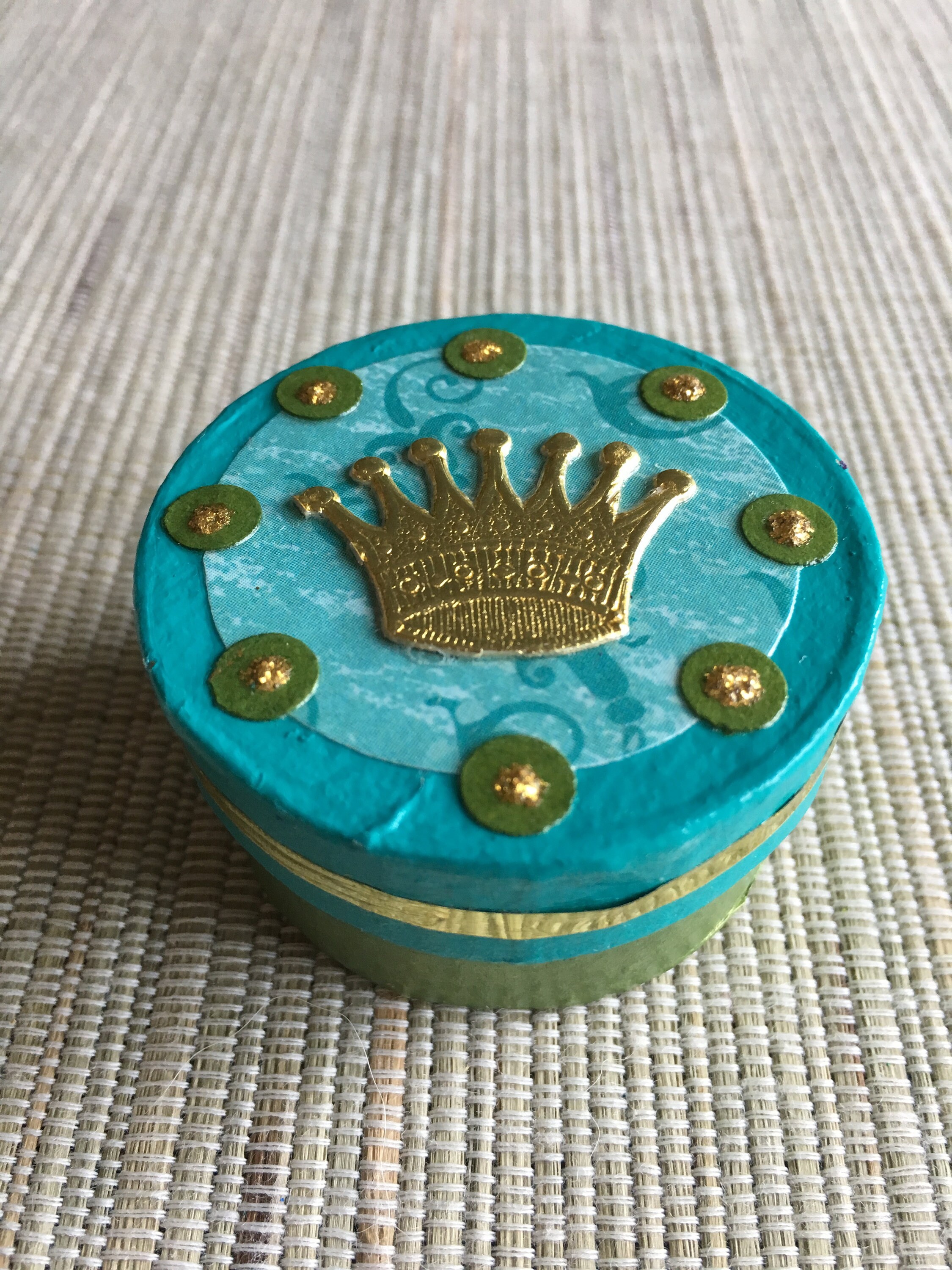 Decoupage Foil Crown Gift Box - Etsy
