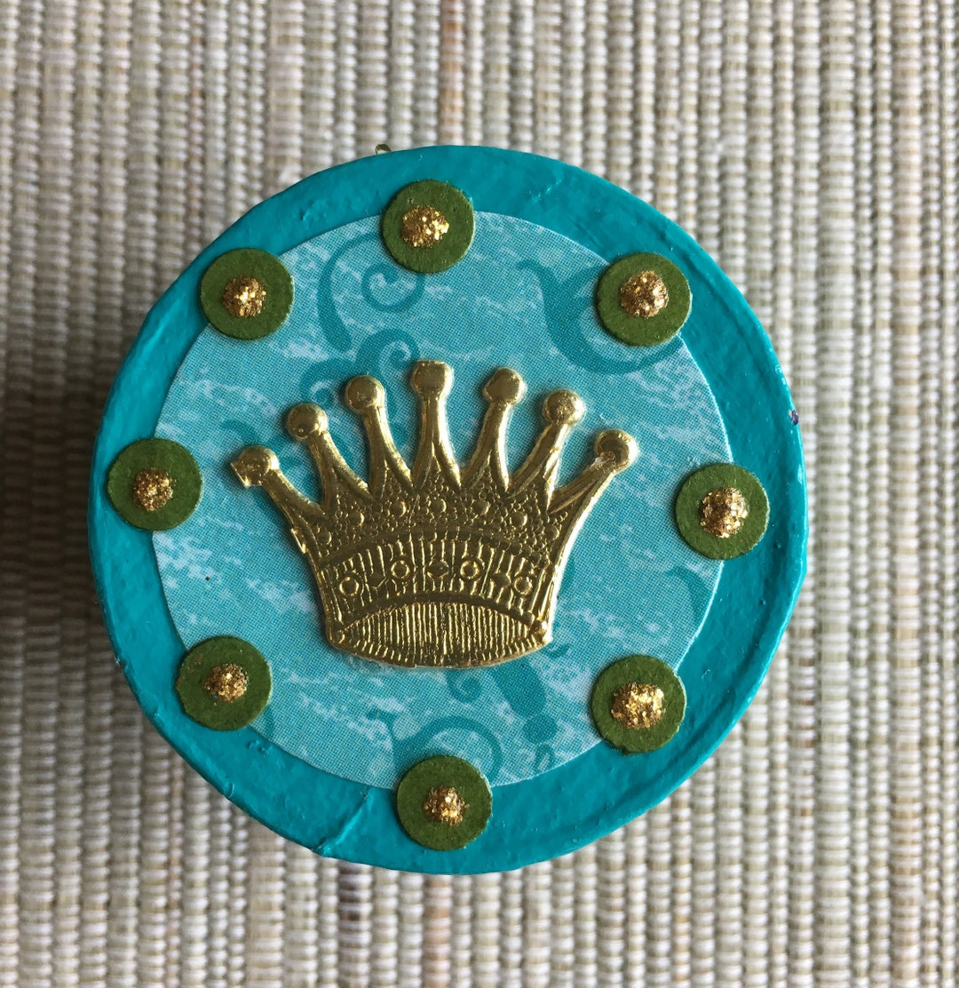 Decoupage Foil Crown Gift Box - Etsy