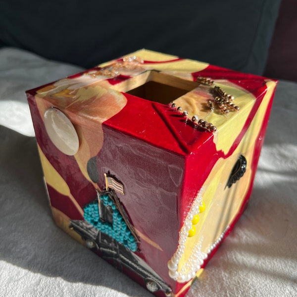 Face Tissue Box - Etsy