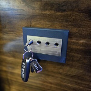 Gamecube Key Holder - Retro Wall Mounted Organizer, Vintage Home Decor ...