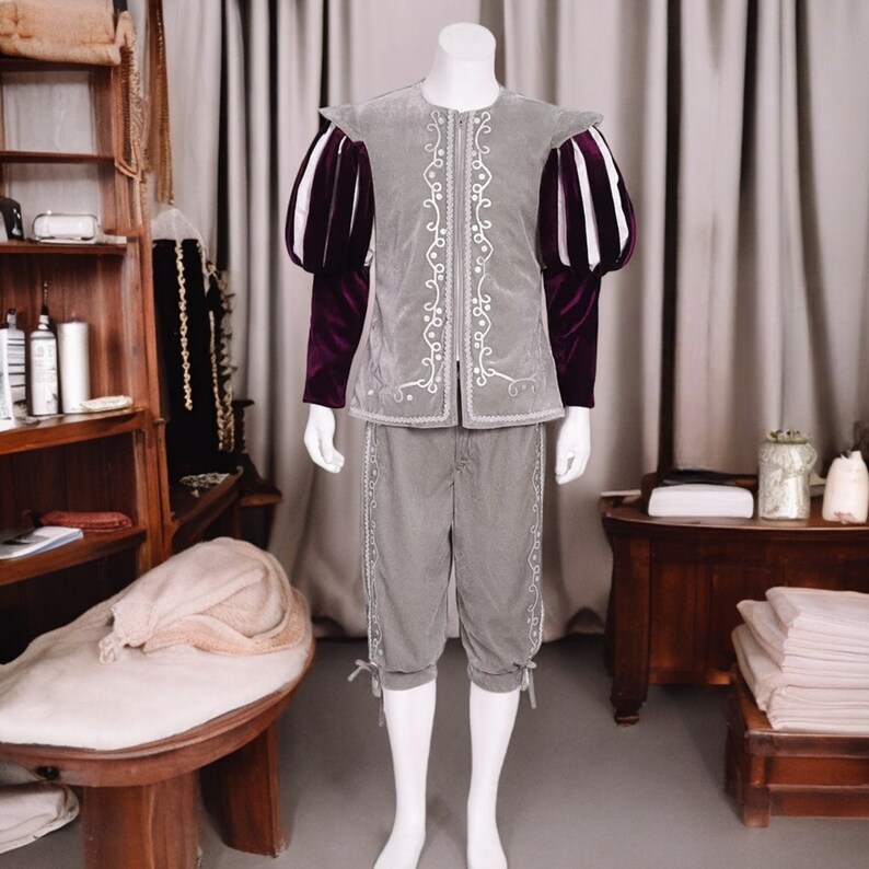 Renaissance Noble Knight Costume, Medieval Era Attire, Historical Tudor ...