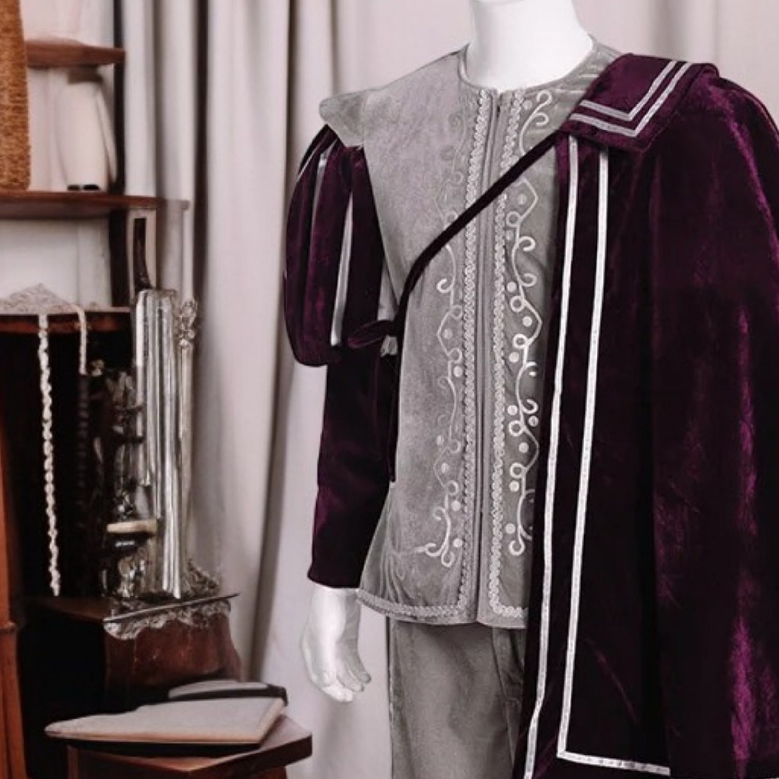 Renaissance Noble Knight Costume, Medieval Era Attire, Historical Tudor ...